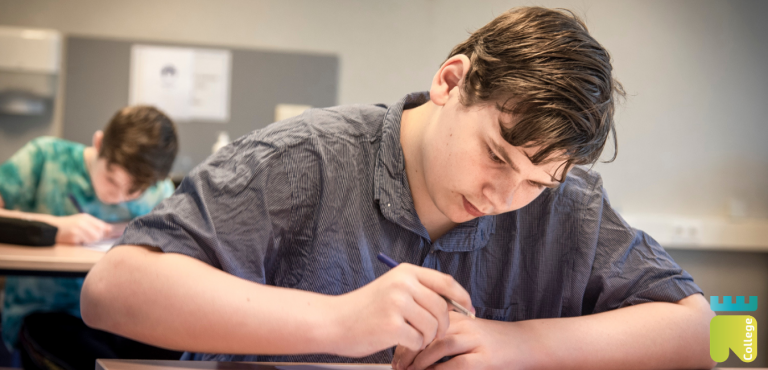 Examens – NEON College